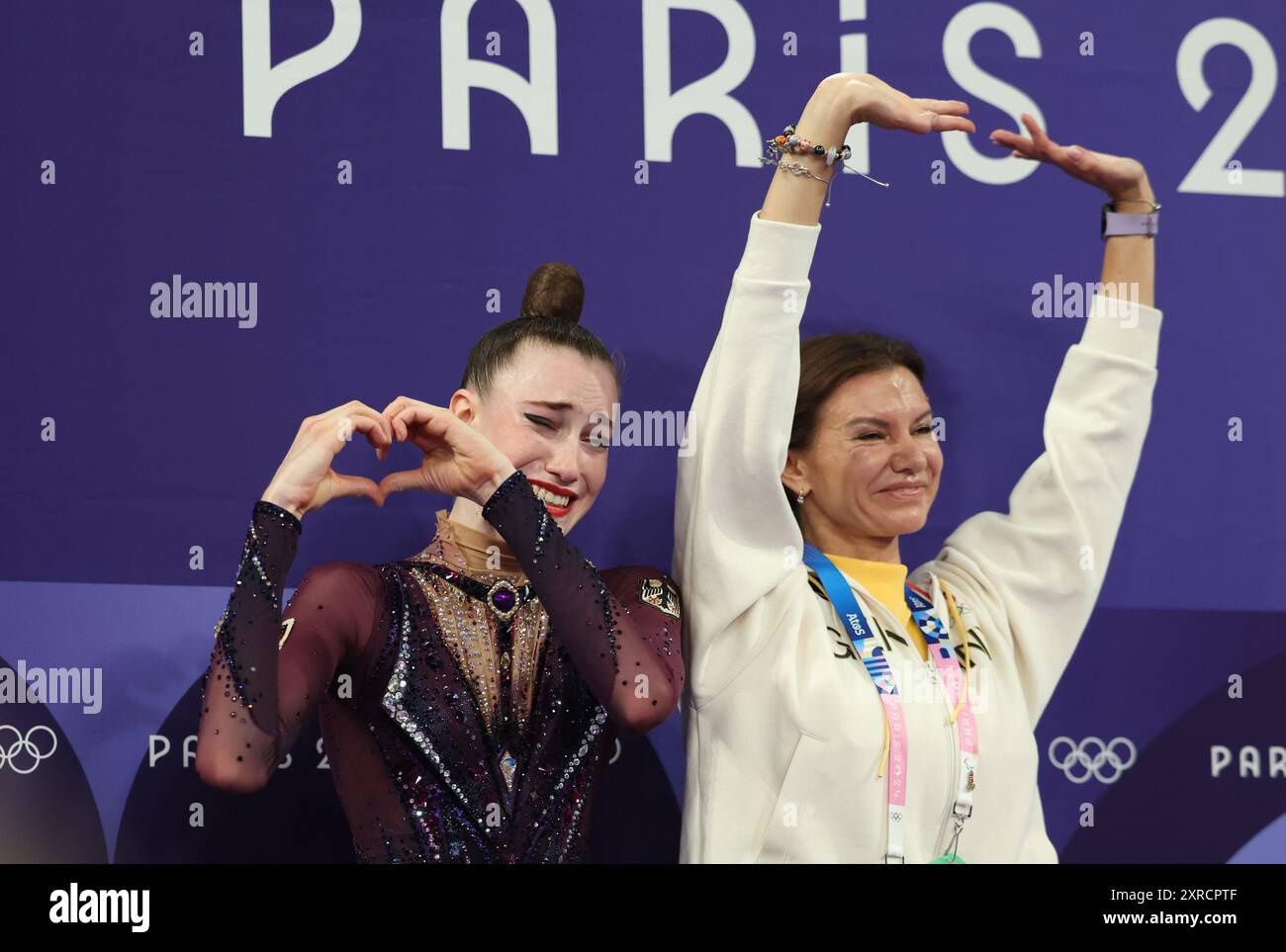 Rhythmic gymnastics yulia raskina hi-res stock photography and images ...
