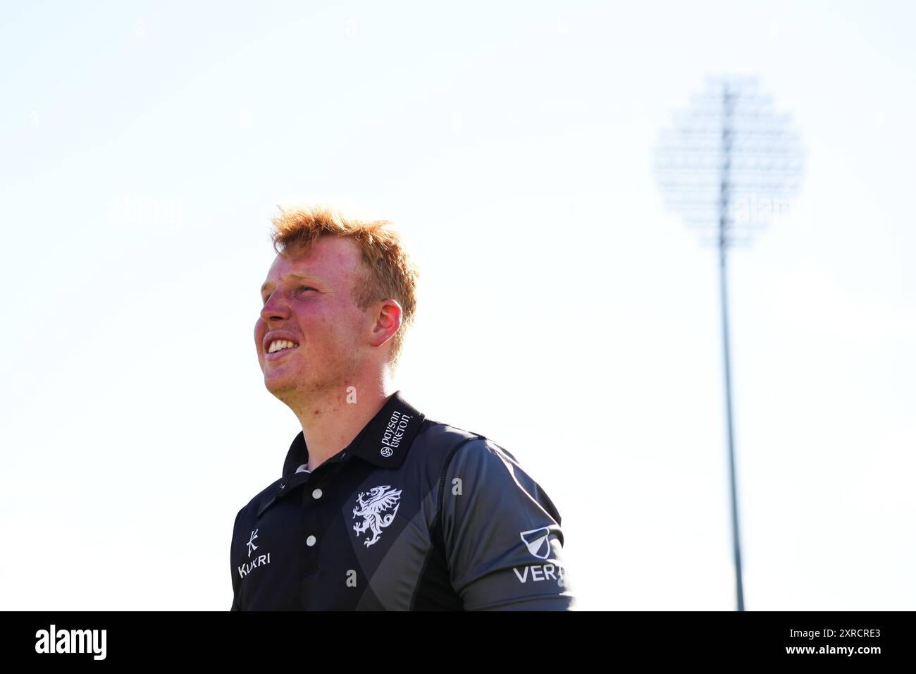 James rew cricket hi-res stock photography and images - Alamy