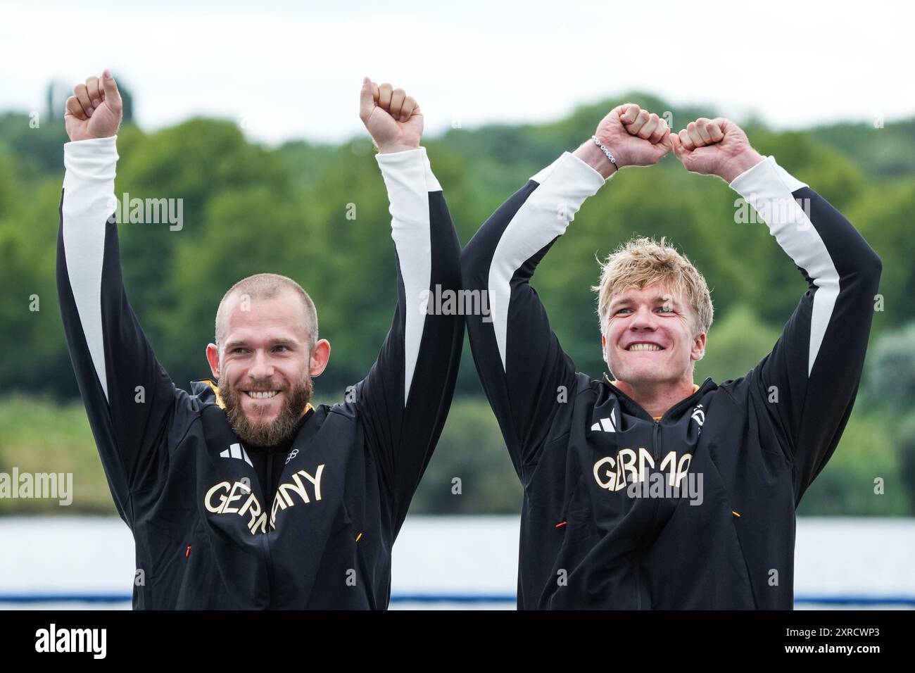 Vaires Sur Marne. 9th Aug, 2024. Gold medallists Jacob Schopf (R)/Max ...