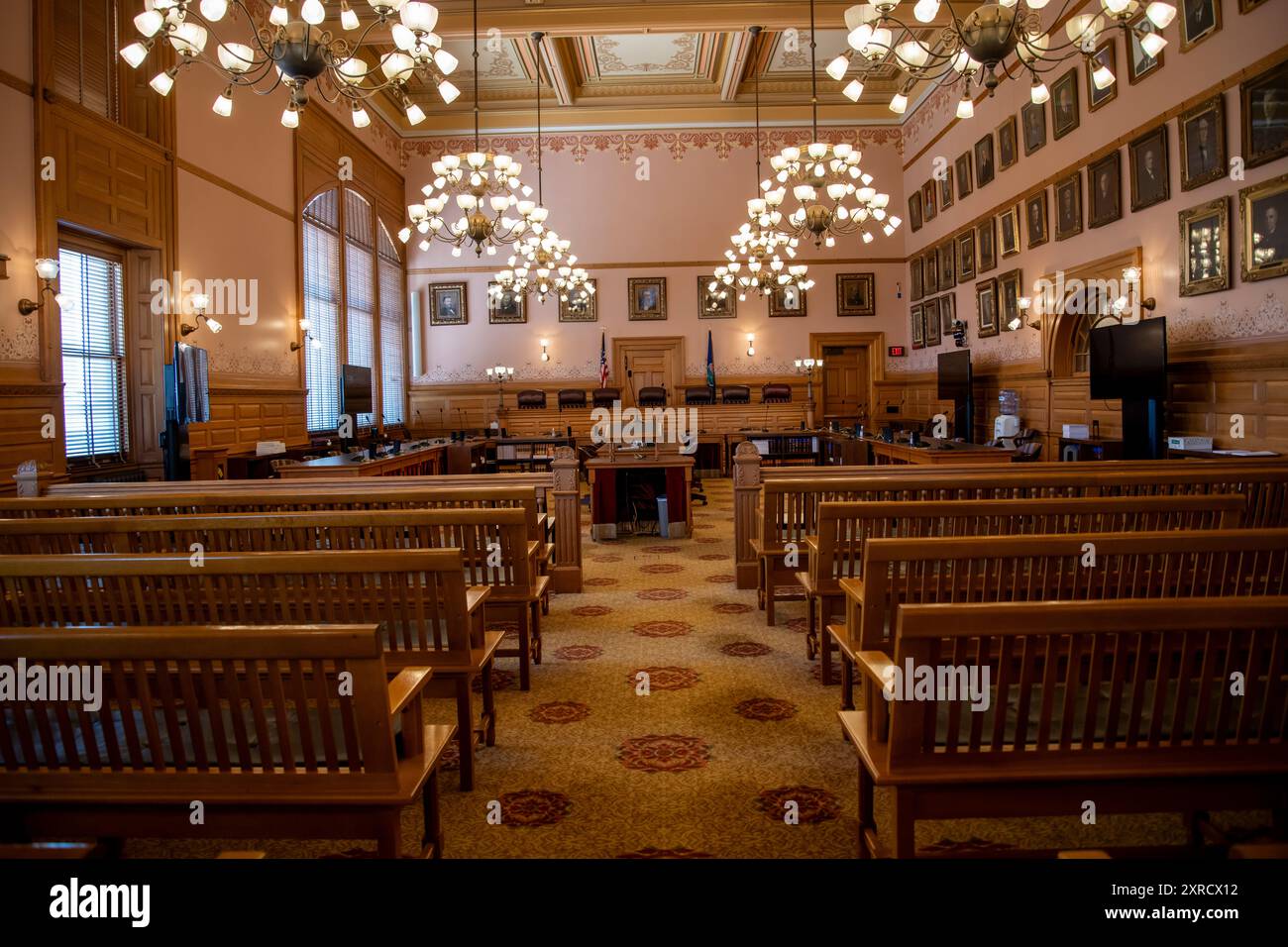 Court room usa hi-res stock photography and images - Alamy