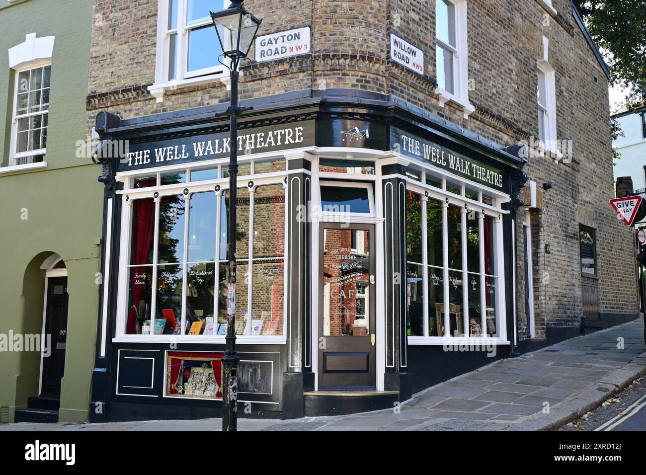 The Well Walk Theatre, Hampstead, London, NW3 Stock Photo - Alamy