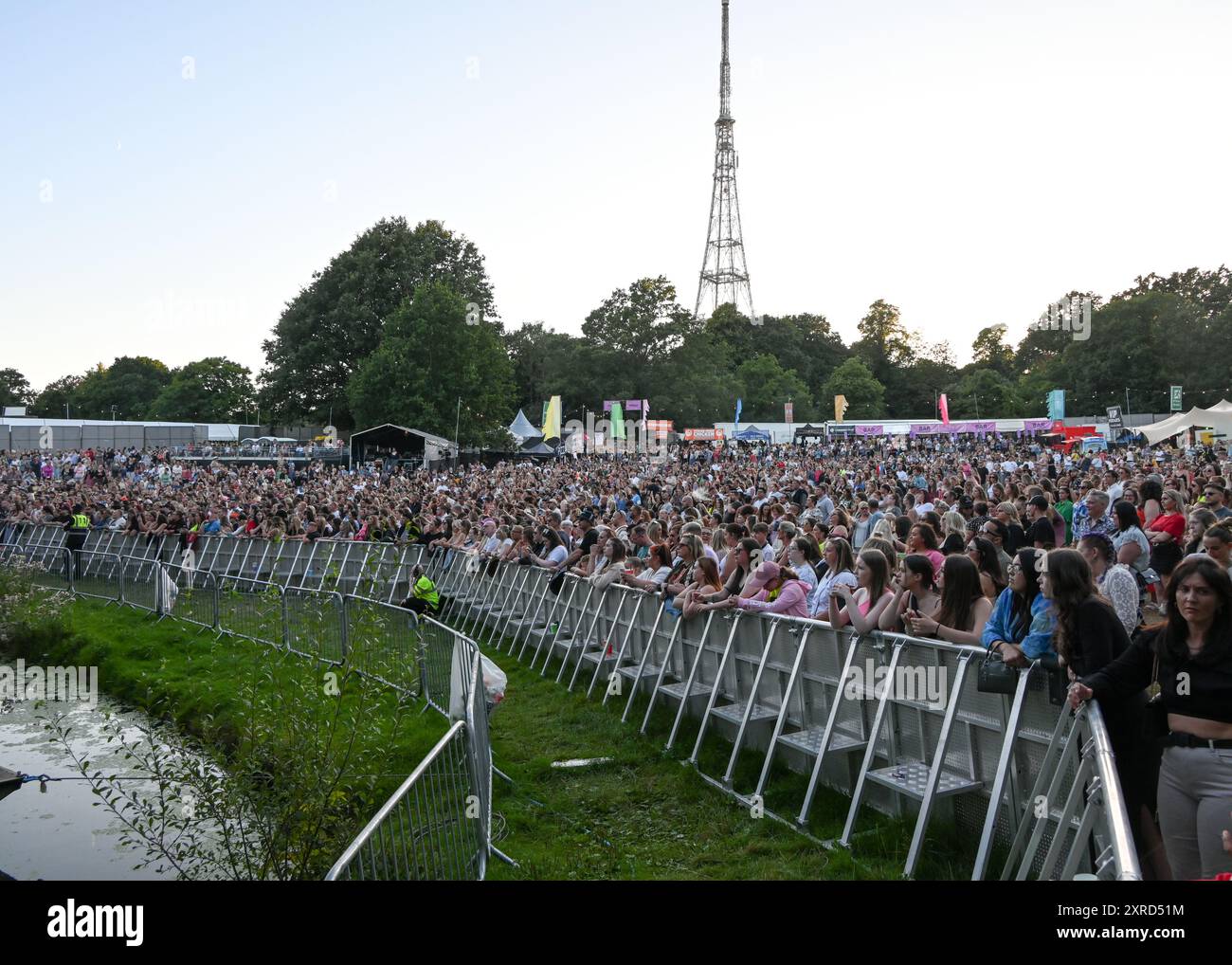 LONDON, UK. 9th Aug, 2024. Thousands of fans cheered as Jess Glynne ...