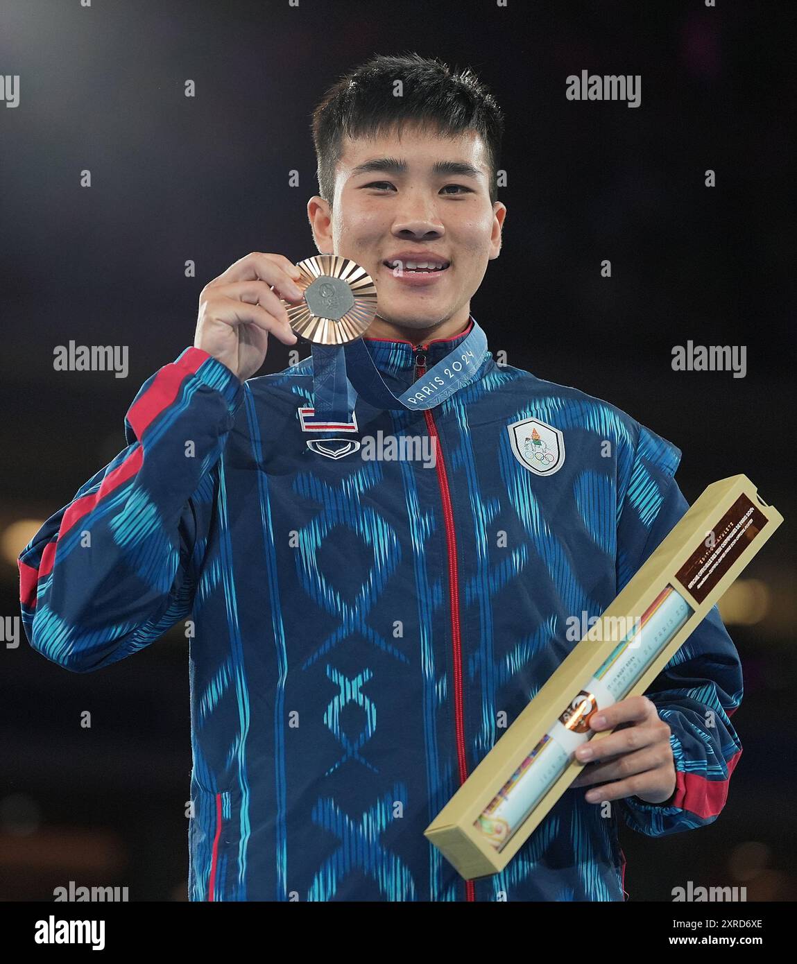 Paris, France. 9th Aug, 2024. Bronze medalist Janjaem Suwannapheng ...