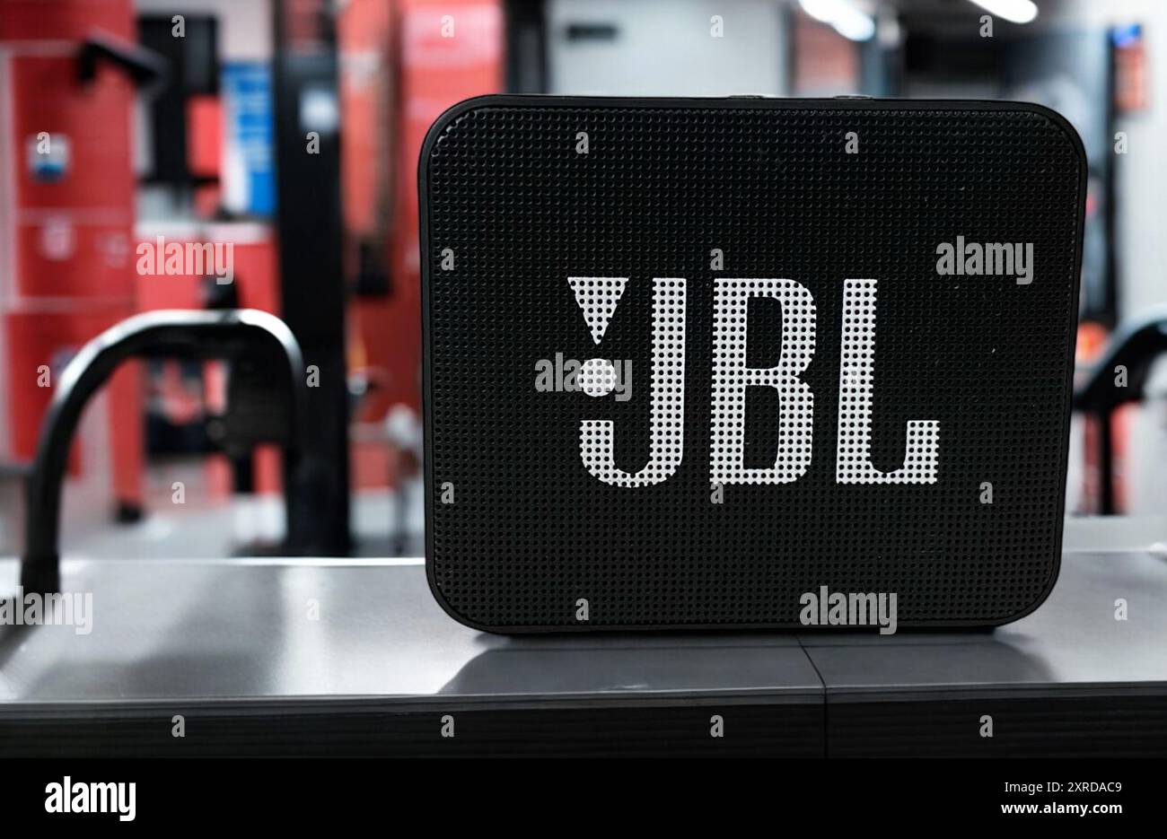 Speaker vector vector vectors hi-res stock photography and images - Alamy