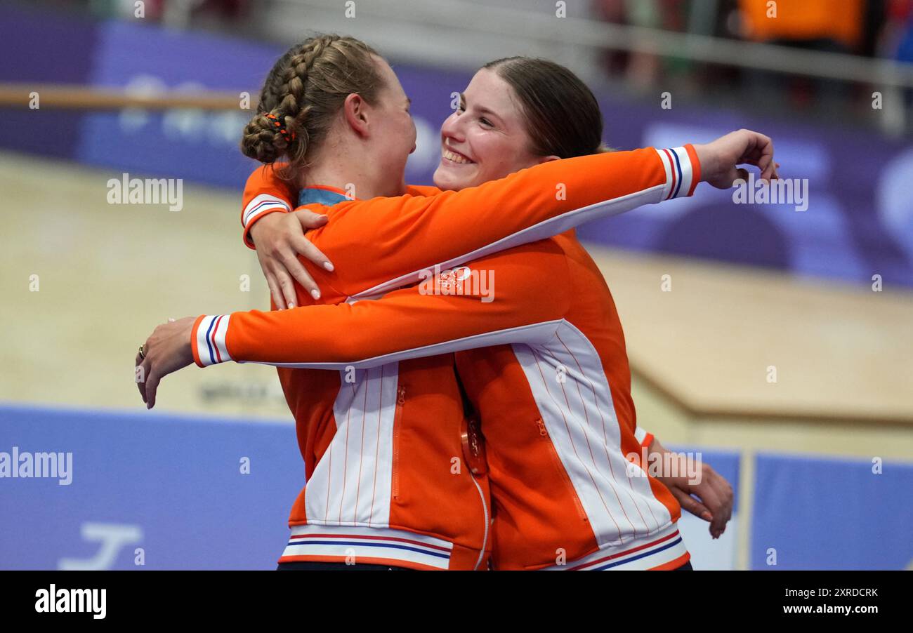 Paris, France. 9th Aug, 2024. Bronze medalists Lisa van Belle/Maike van ...