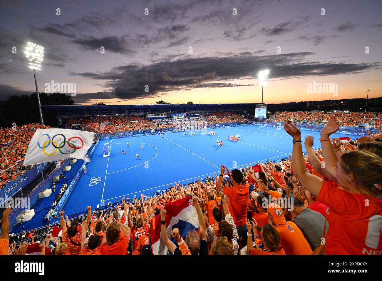 2024 paris olympic gold medal hi-res stock photography and images - Alamy