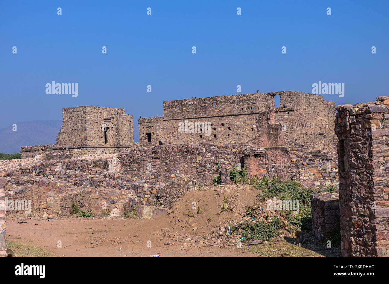 Part of the ruins of 16th century Bhangarh fort at Alwar, Rajasthan ...