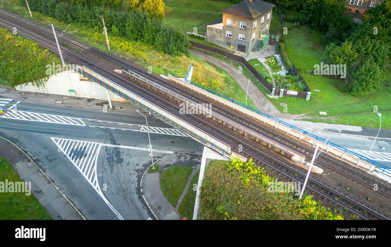 Surrounded by outdoor residential scenery hi-res stock photography and ...