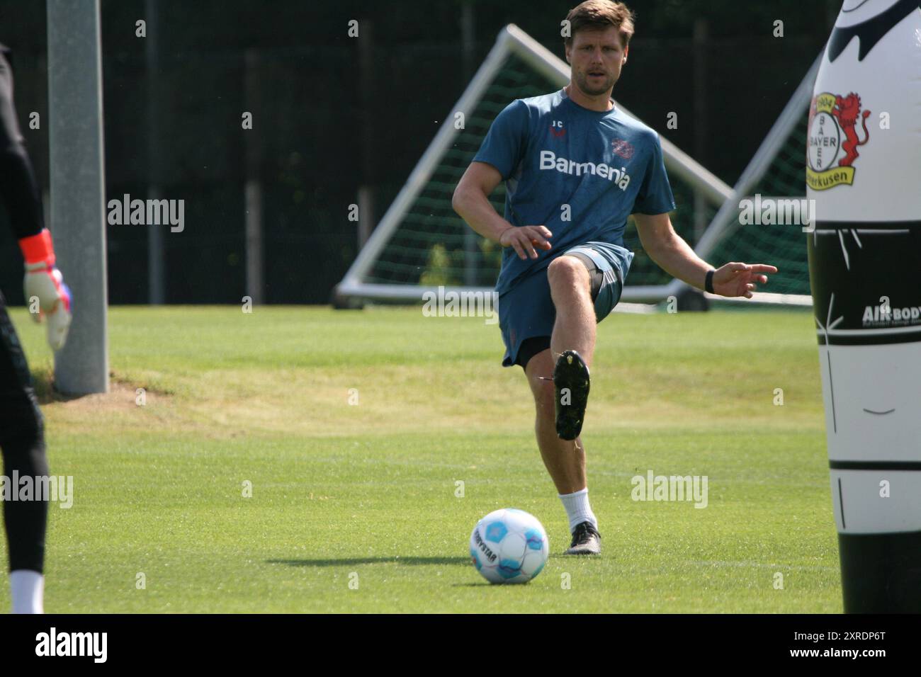 Torwarttraining hi-res stock photography and images - Alamy