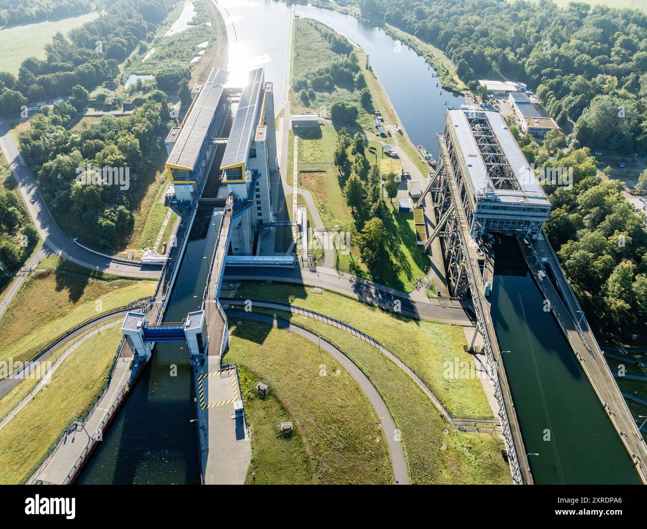 Cottbus, Germany. 10th Aug, 2024. View of the old (r) and the new ...