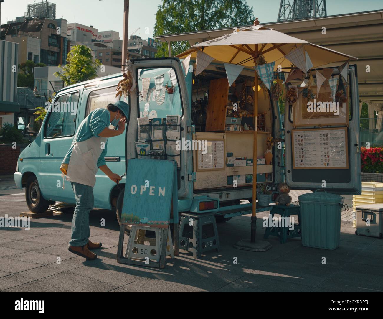 Mobile Coffee Van Street Scene Stock Photo - Alamy