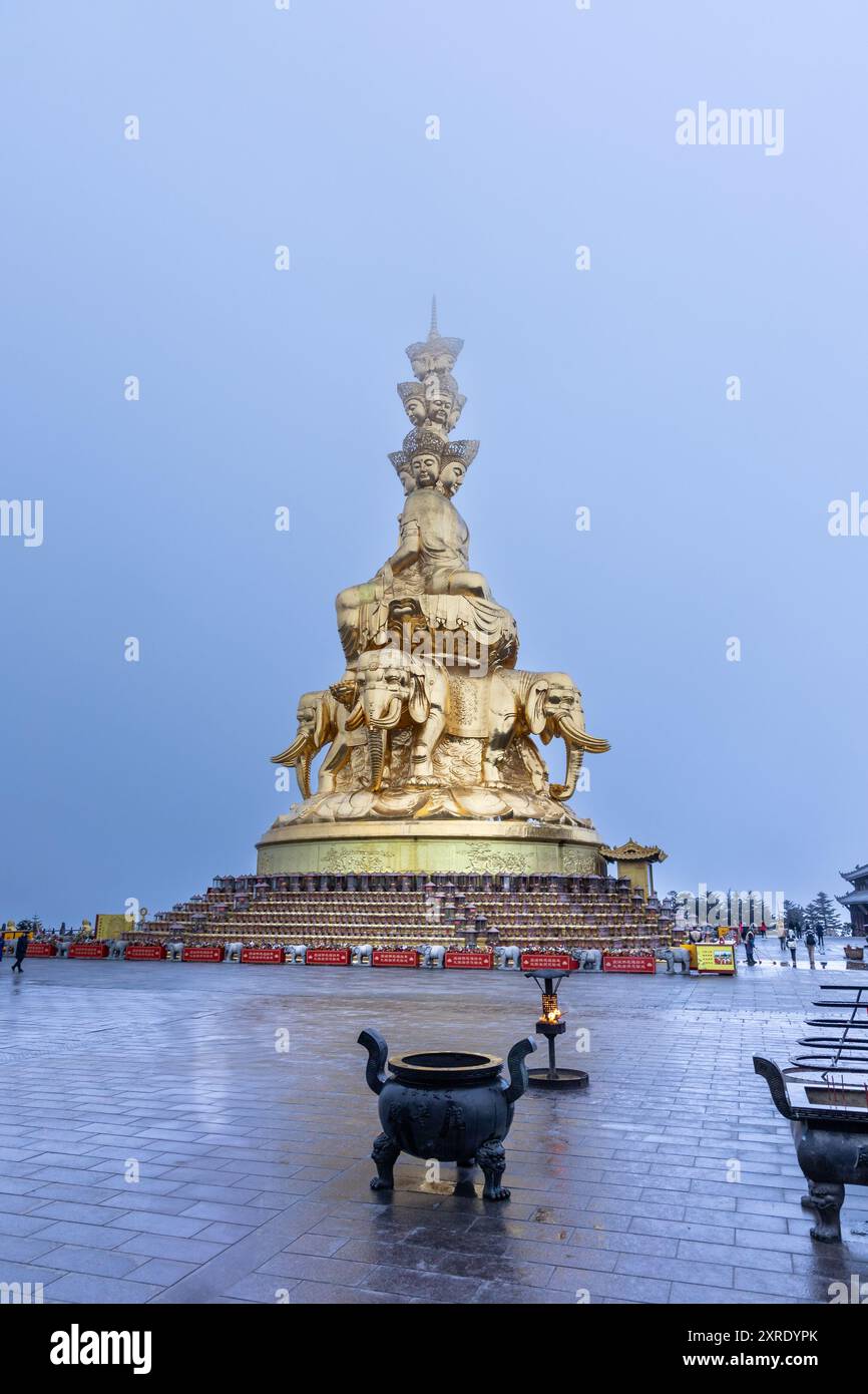The Golden Summit at Mount Emei, Sichuan China with exquisite giant ...