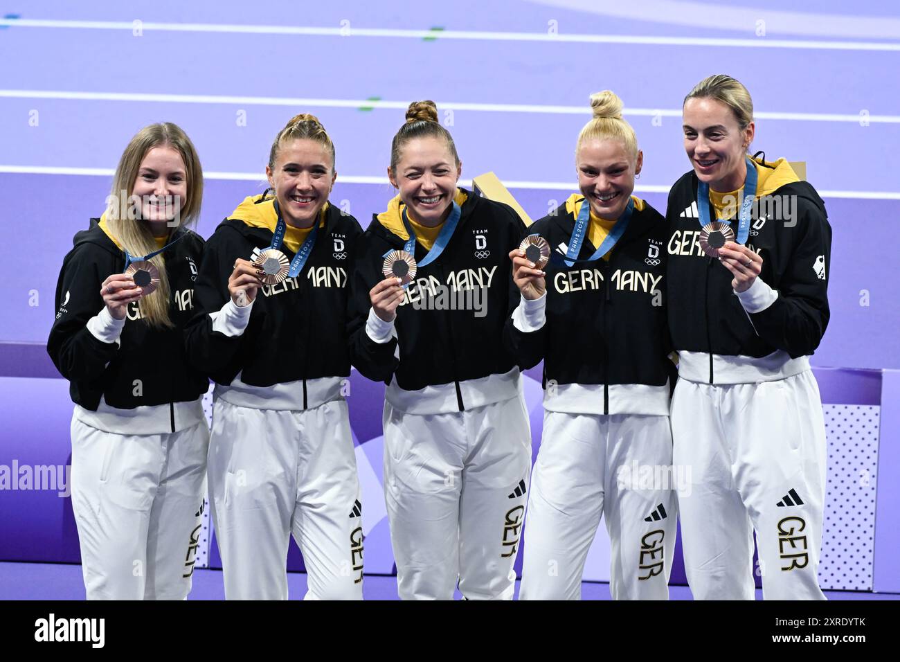 Lisa mayer paris 2024 hi-res stock photography and images - Alamy