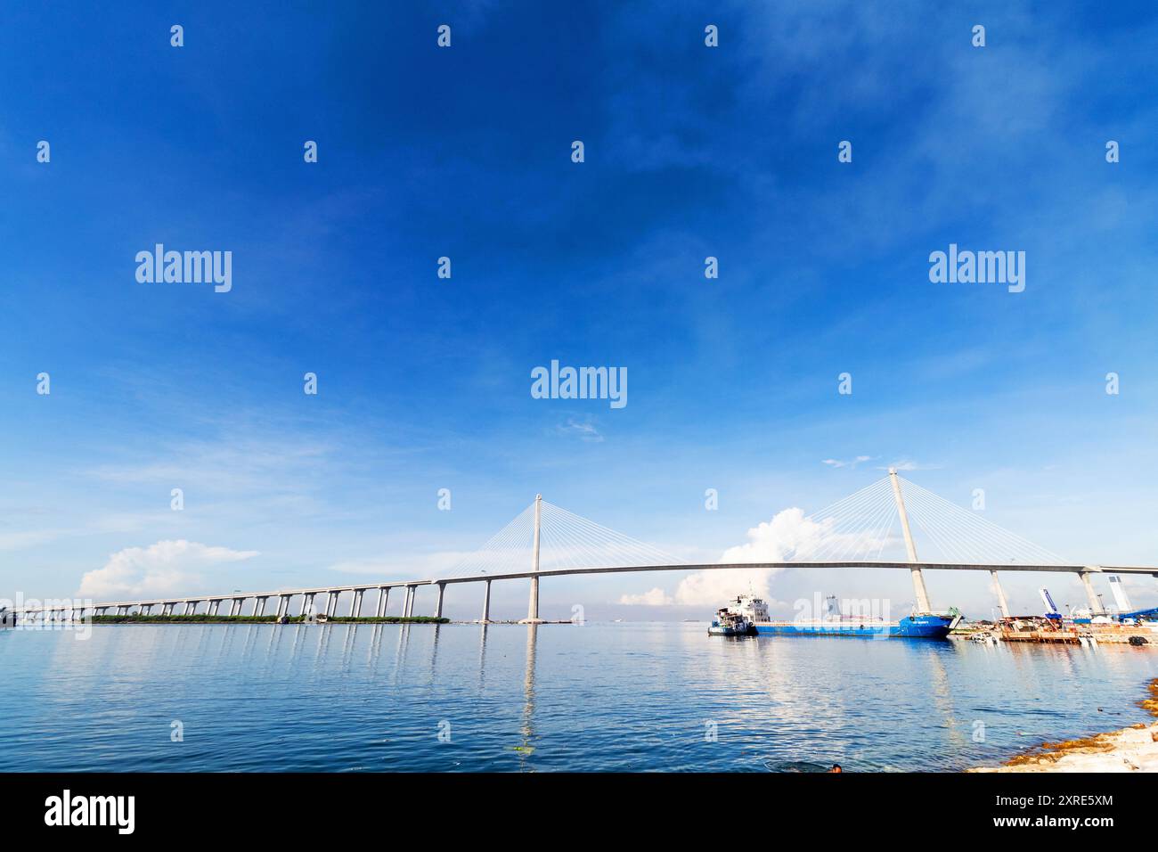 The Cebu-Cordova Link Expressway, the longest bridge in the Philippines ...