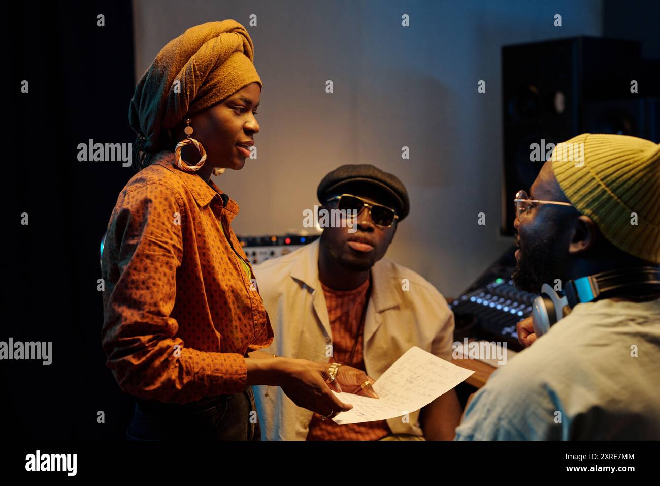 African american music artists hi-res stock photography and images - Alamy