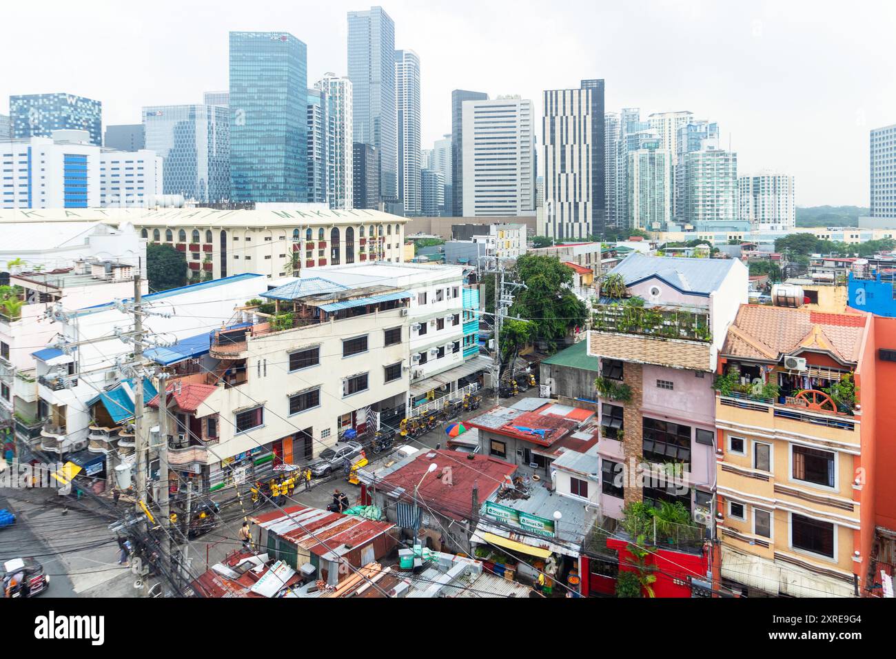 Sprawling city landscape of Metro Manila, Philippines Stock Photo - Alamy