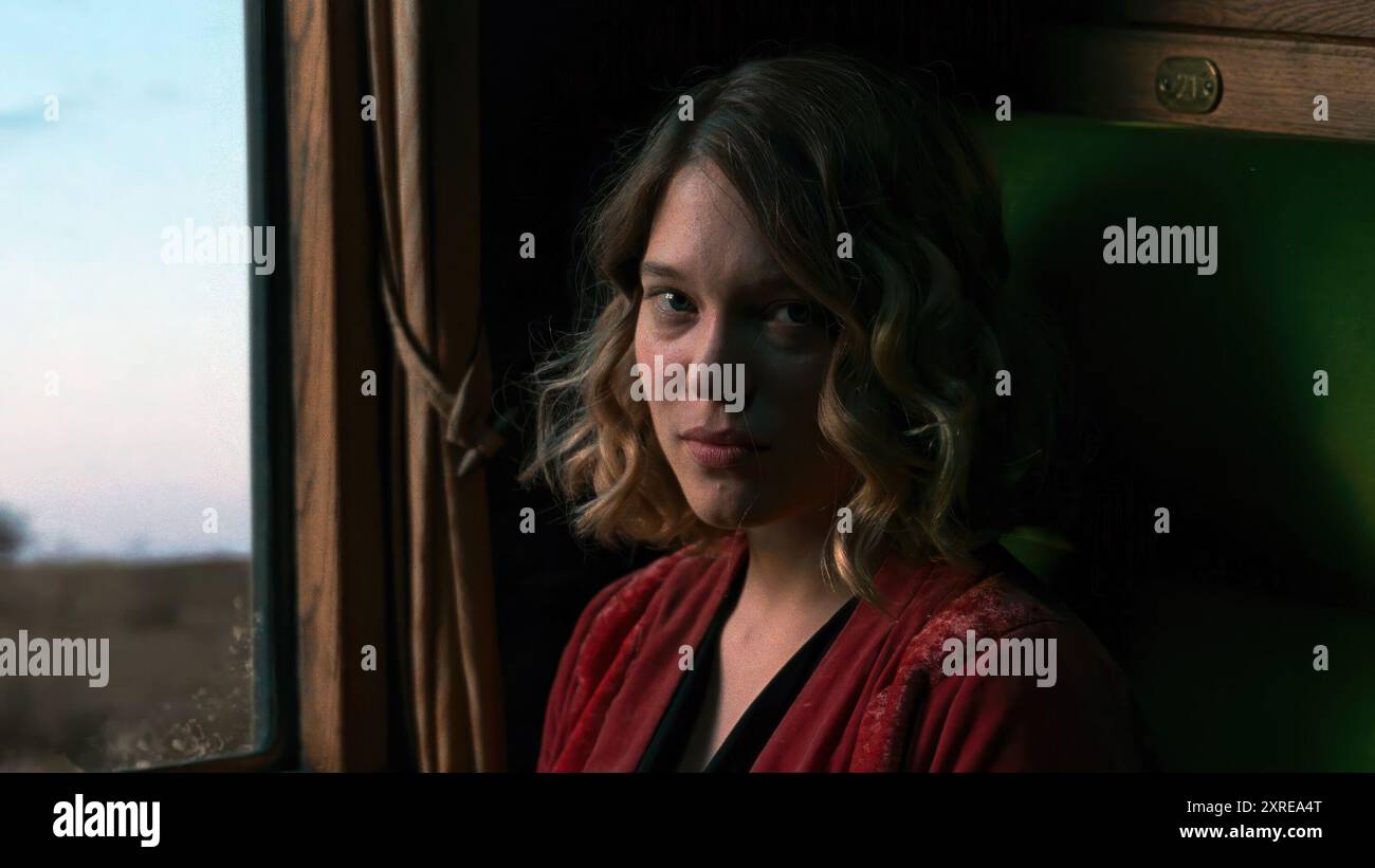 Arte romantica hi-res stock photography and images - Alamy