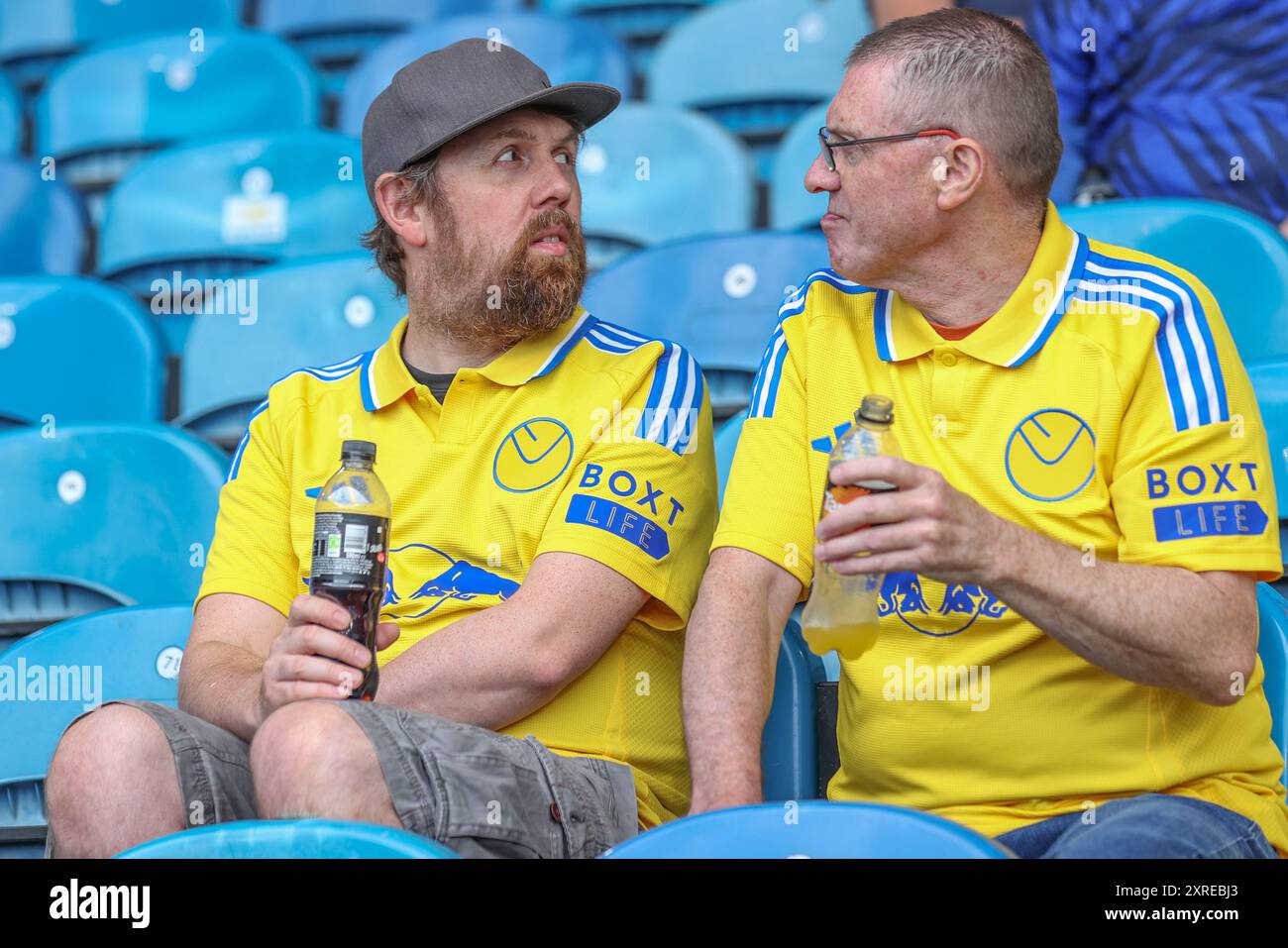 Leeds fans arrive during the Sky Bet Championship match Leeds United vs ...