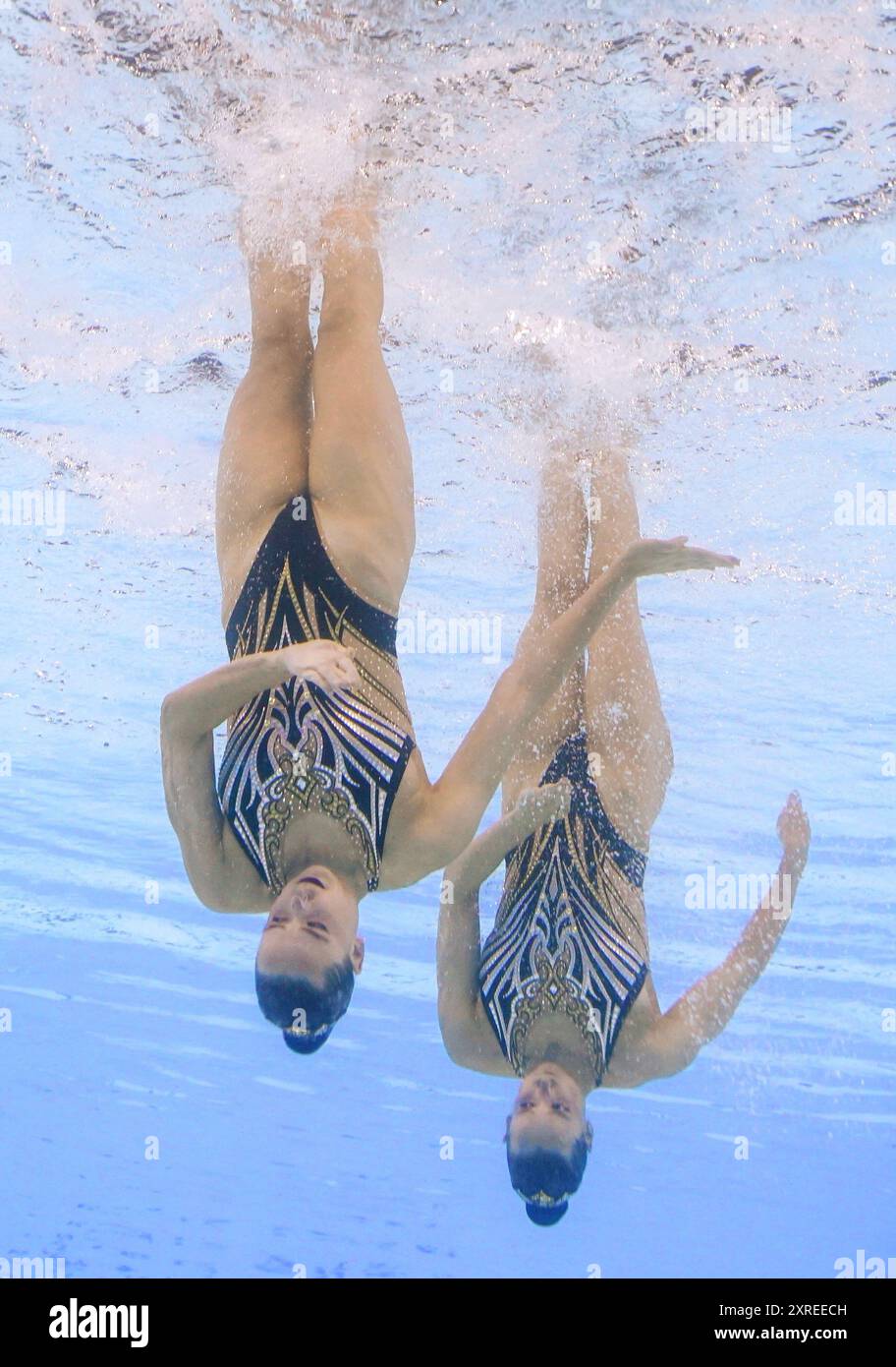 Paris, France. August 9, 2024. Ukraine's Maryna Aleksiiva and her twin ...