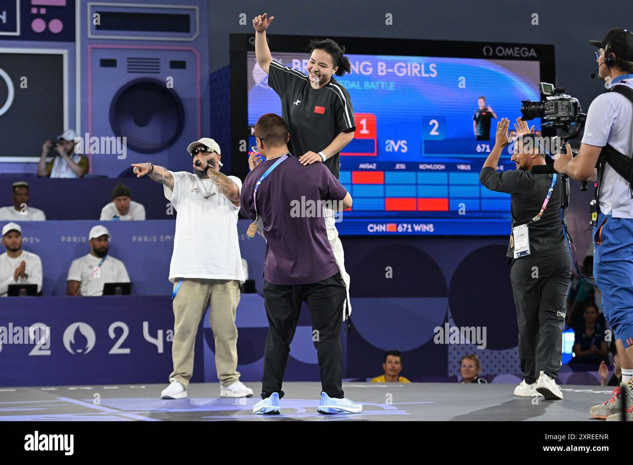 Paris, Fra. 09th Aug, 2024. B-Girl 671 of Team People's Republic of ...