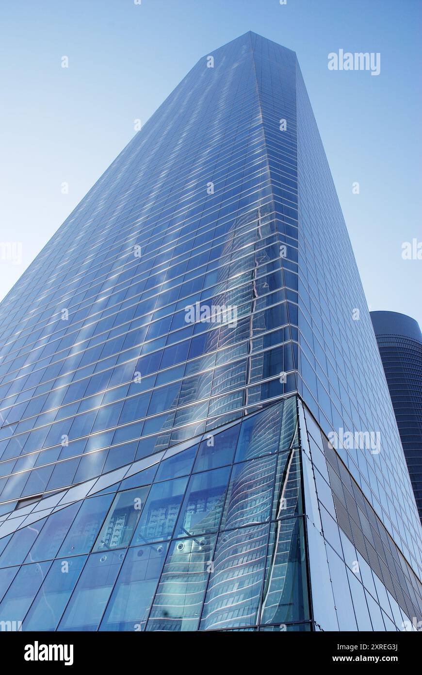 Cristal Tower, view from below. CTBA, Madrid, Spain Stock Photo - Alamy