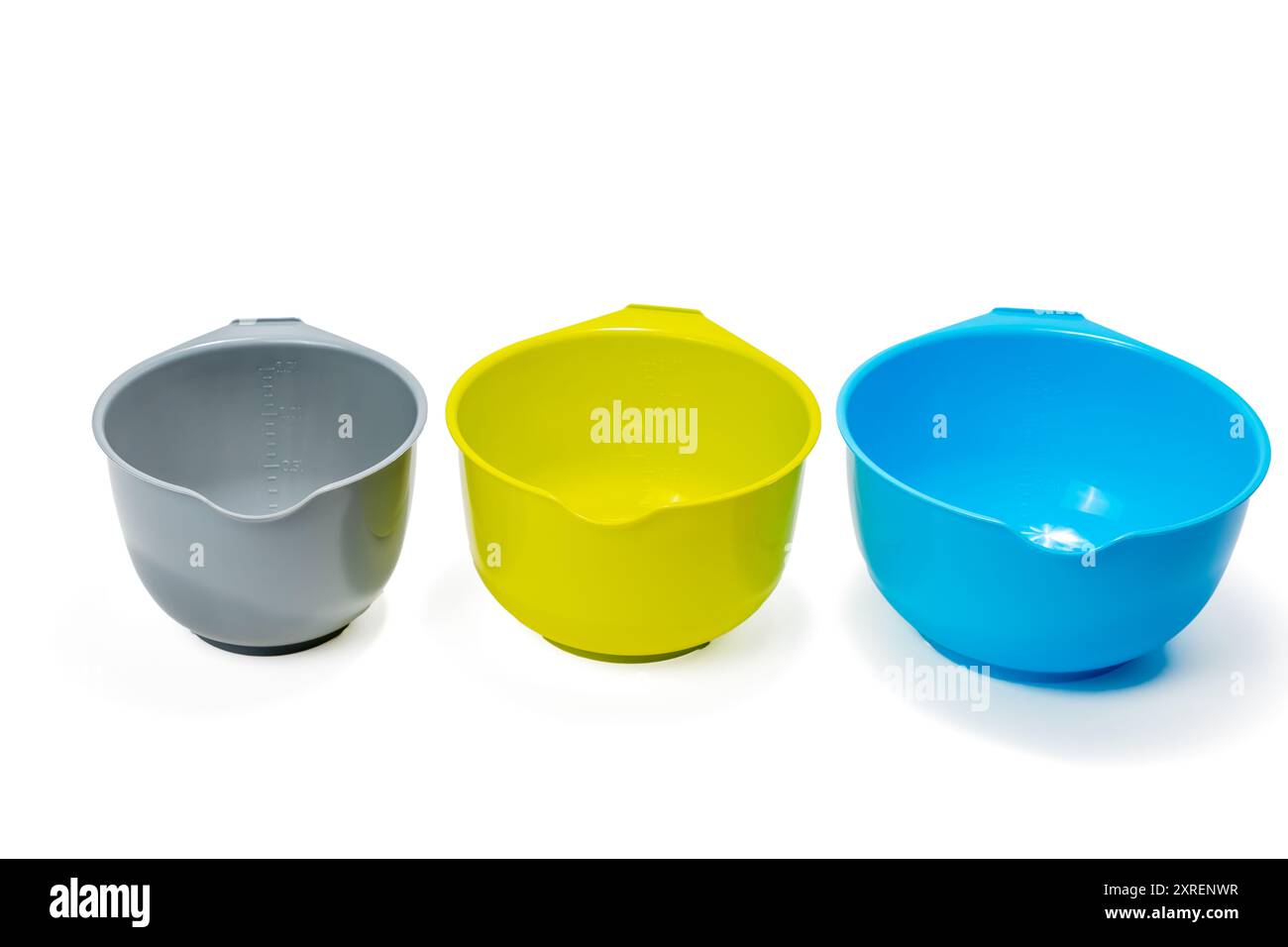 Measuring plastic cups isolated on white background. Kitchen measuring ...