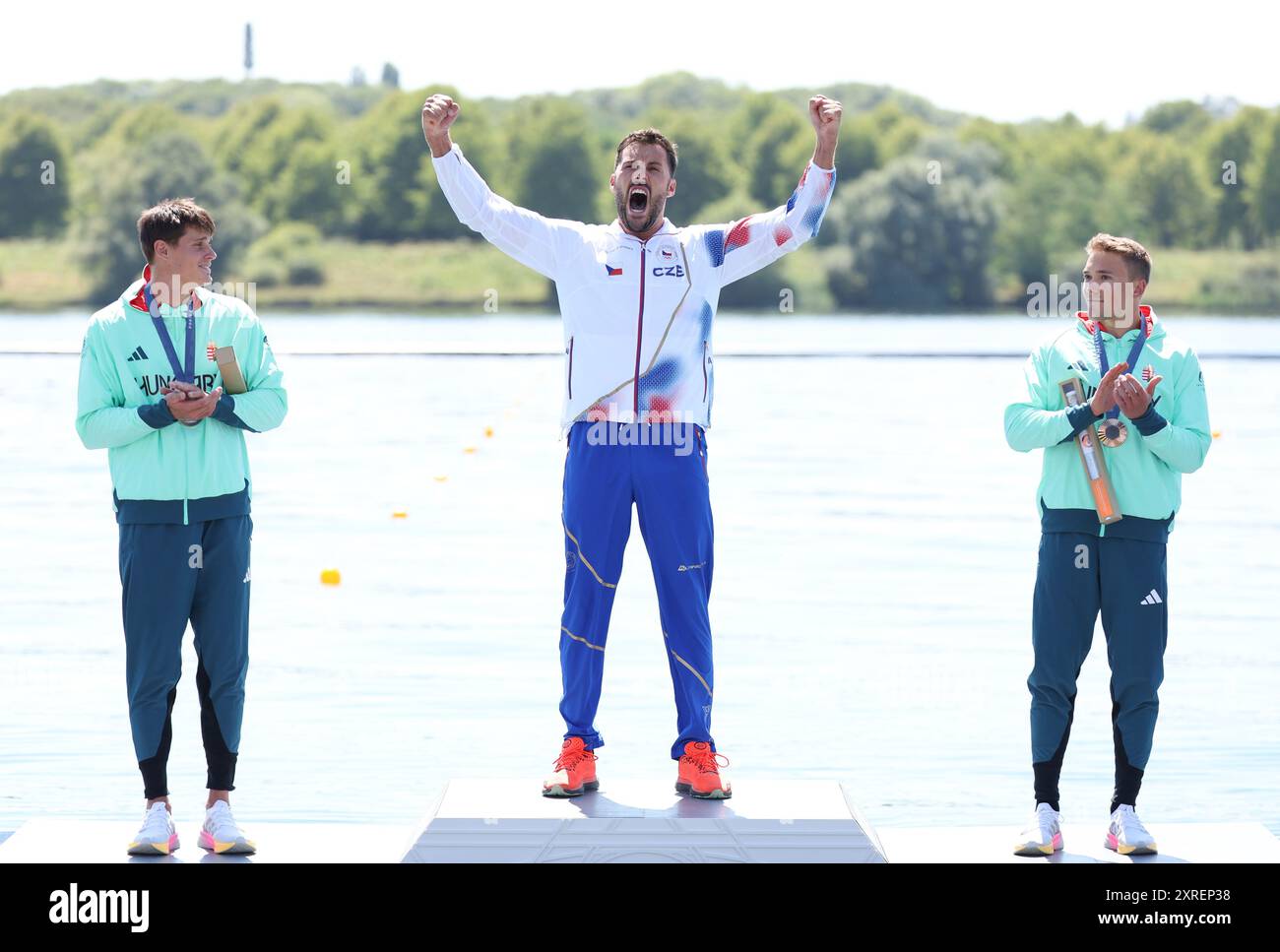 Vaires Sur Marne. 10th Aug, 2024. Gold medalist Josef Dostal (C) of the ...