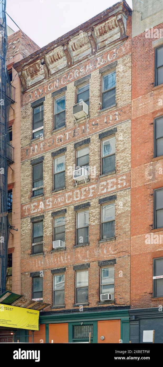 Apple factory sign hi-res stock photography and images - Alamy