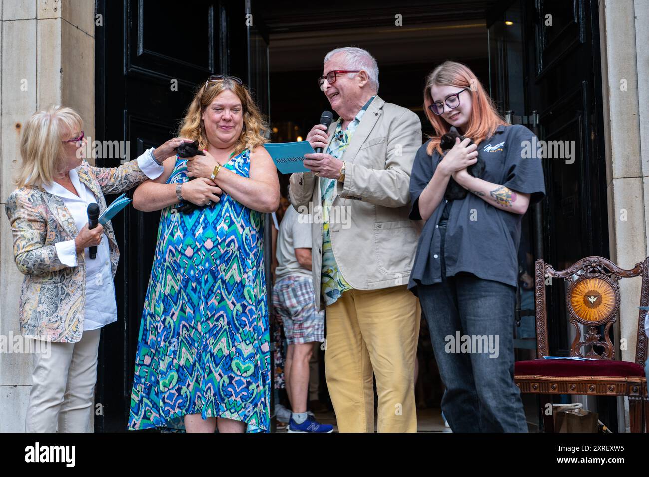 London, UK. August 10, 2024. Bernadette Peters and Elaine Page host ...