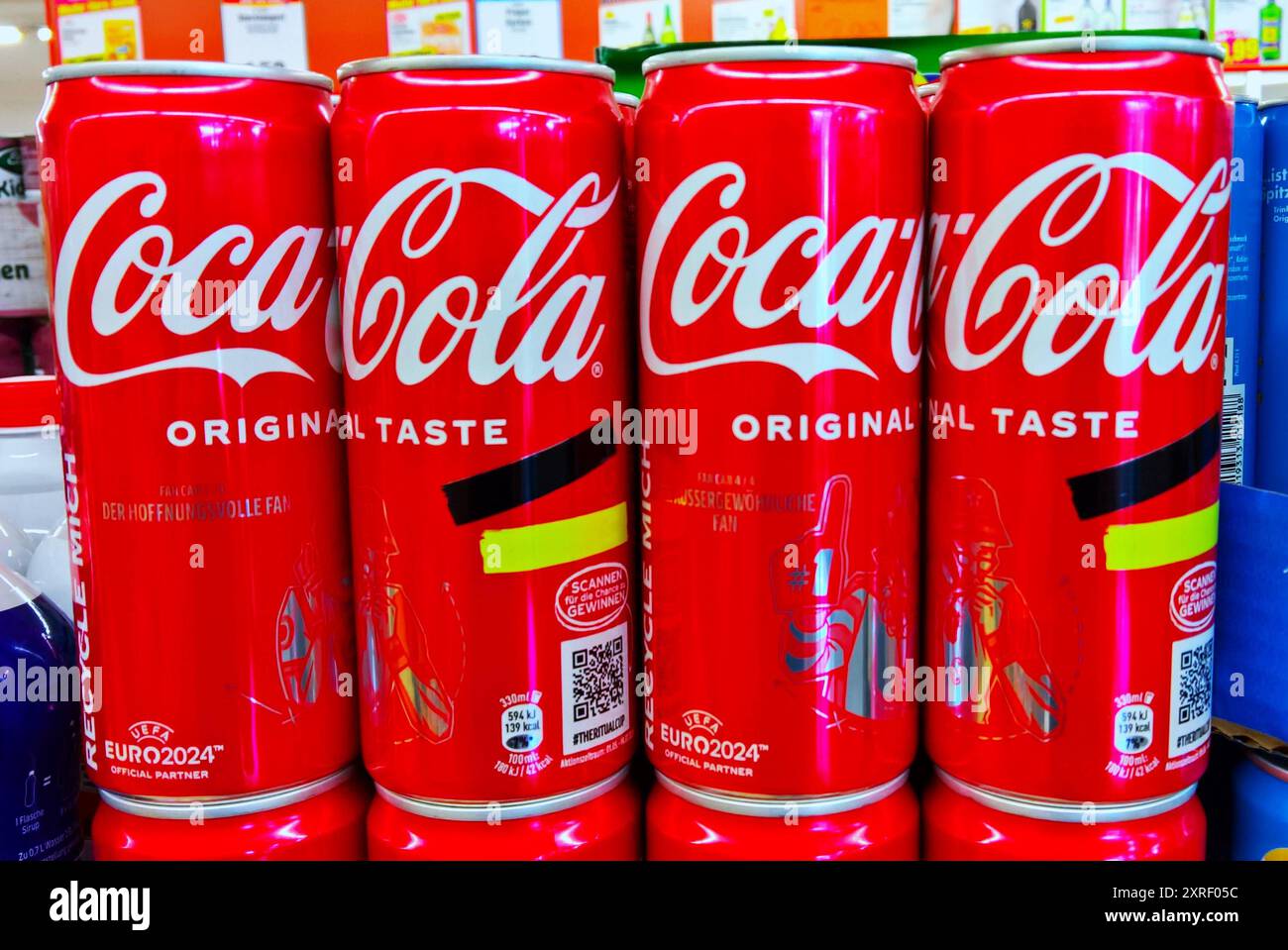 Coca-Cola, kurz Coke, ist ein koffein- und kohlensäurehaltiges ...