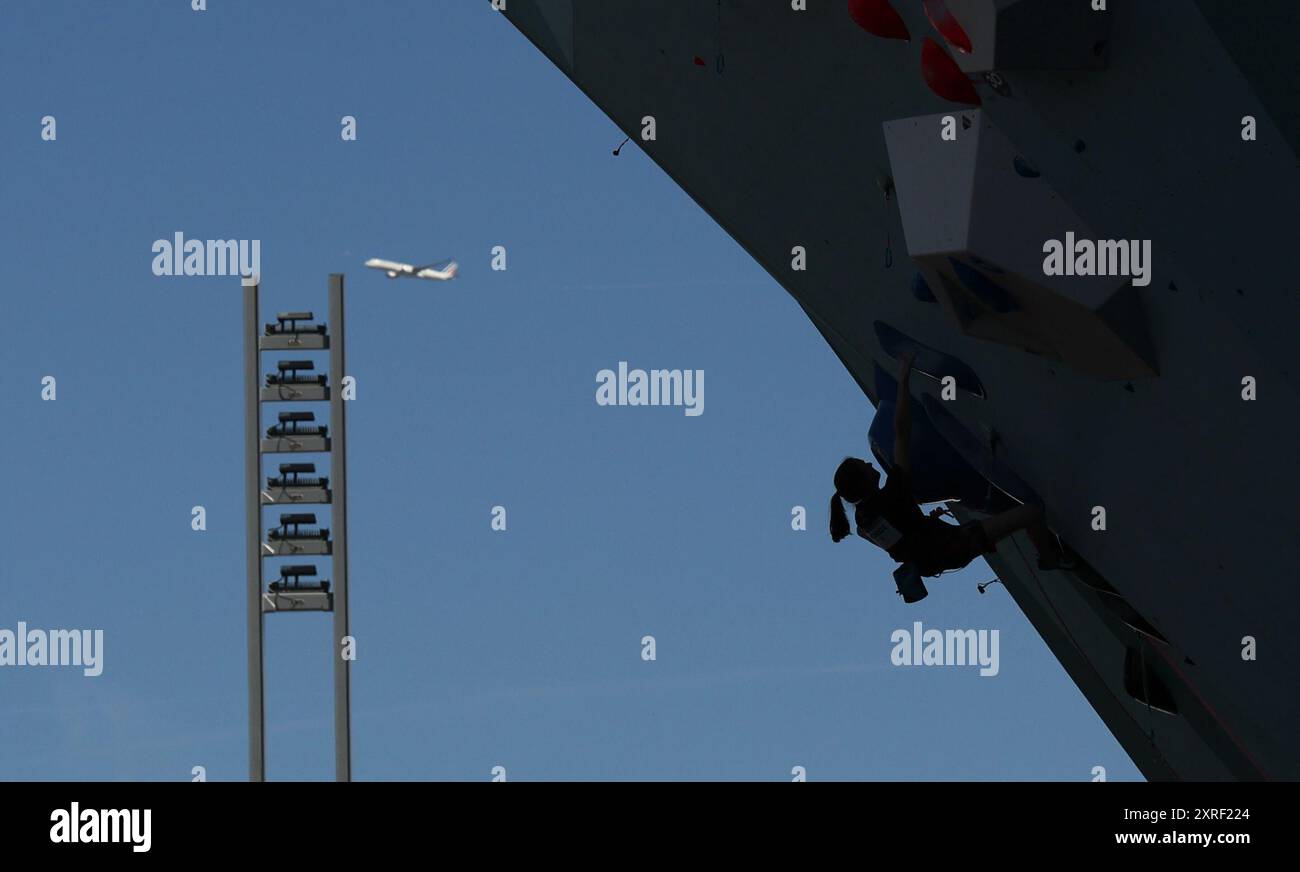 Le Bourget, France. 10th Aug, 2024. Erin McNeice of Great Britain ...