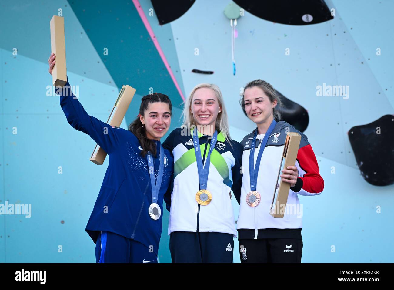Brooke Raboutou ( USA ) Silver medal, Janja Garnbret ( SLO ) Gold medal ...