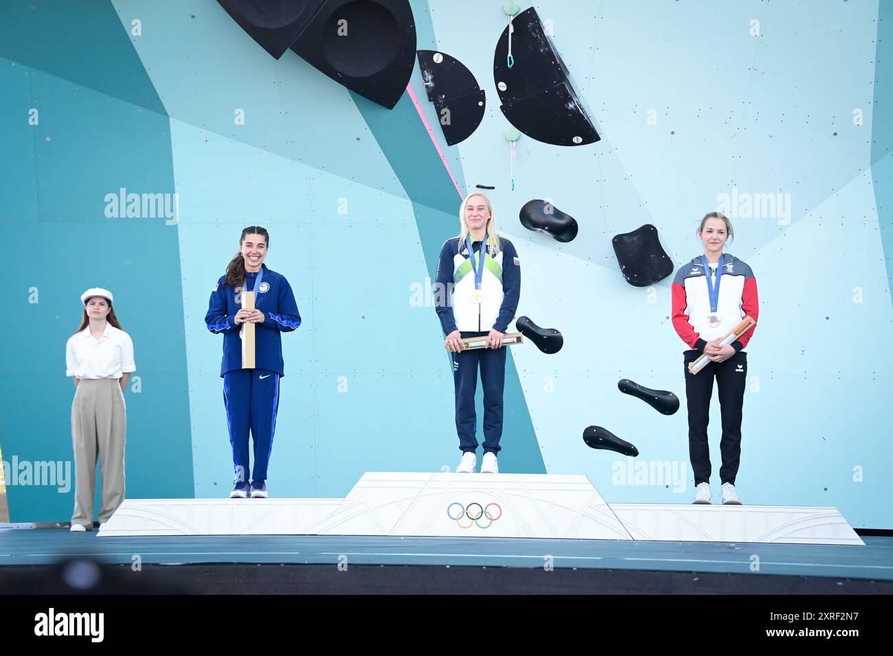 Brooke Raboutou ( USA ) Silver medal, Janja Garnbret ( SLO ) Gold medal ...