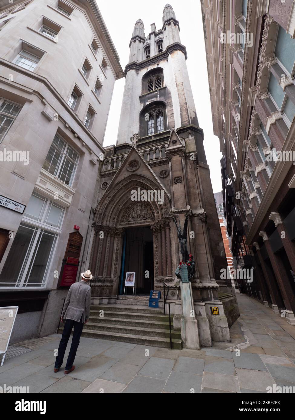 Pre conquest architecture hi-res stock photography and images - Alamy
