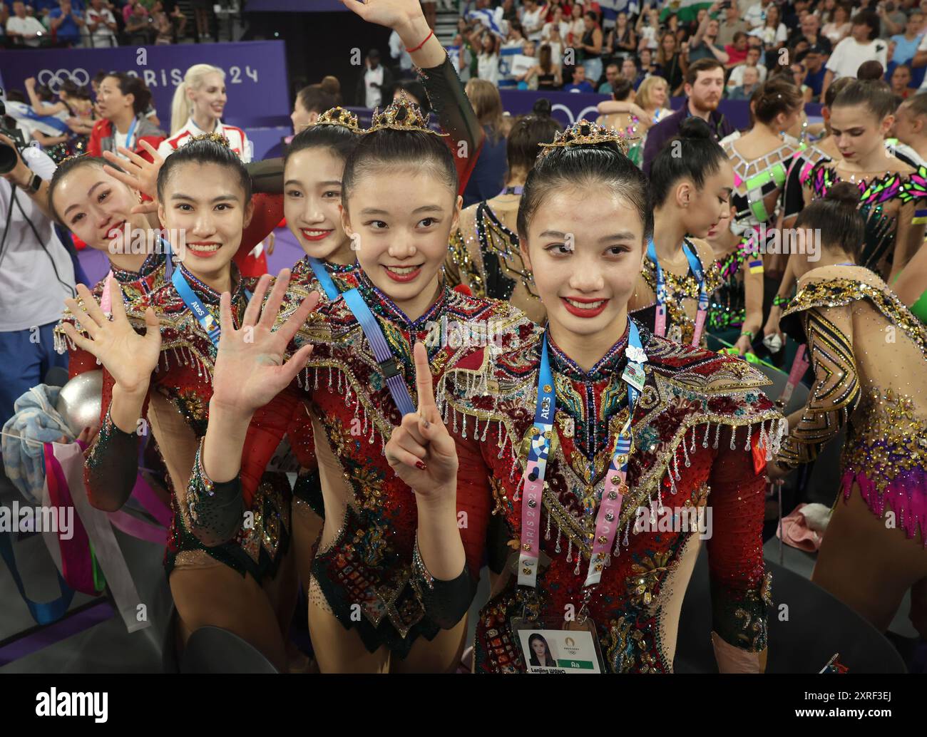 Paris, France. 10th Aug, 2024. Athletes of Team China react after the ...