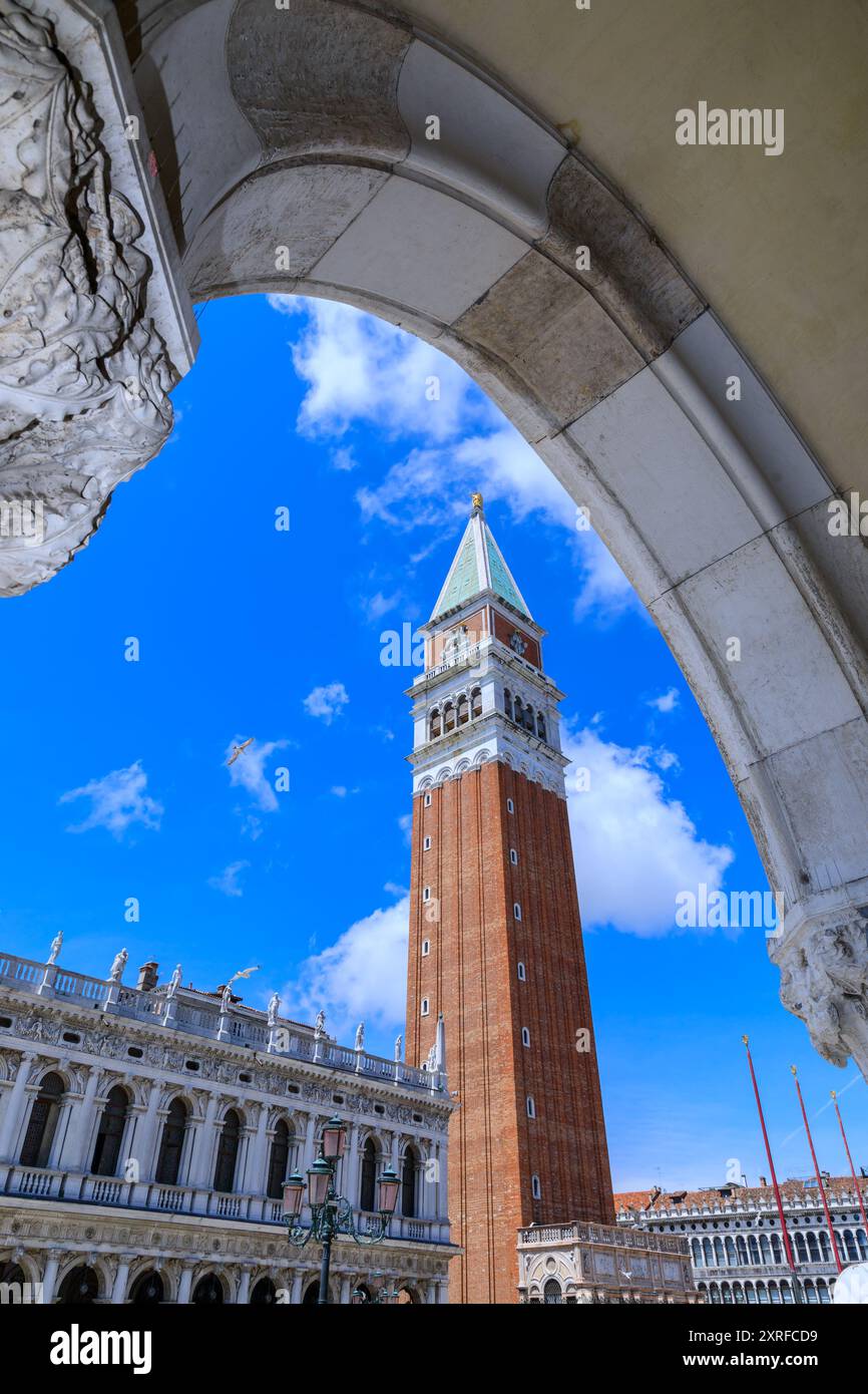 St mark's basilica facade hi-res stock photography and images - Alamy
