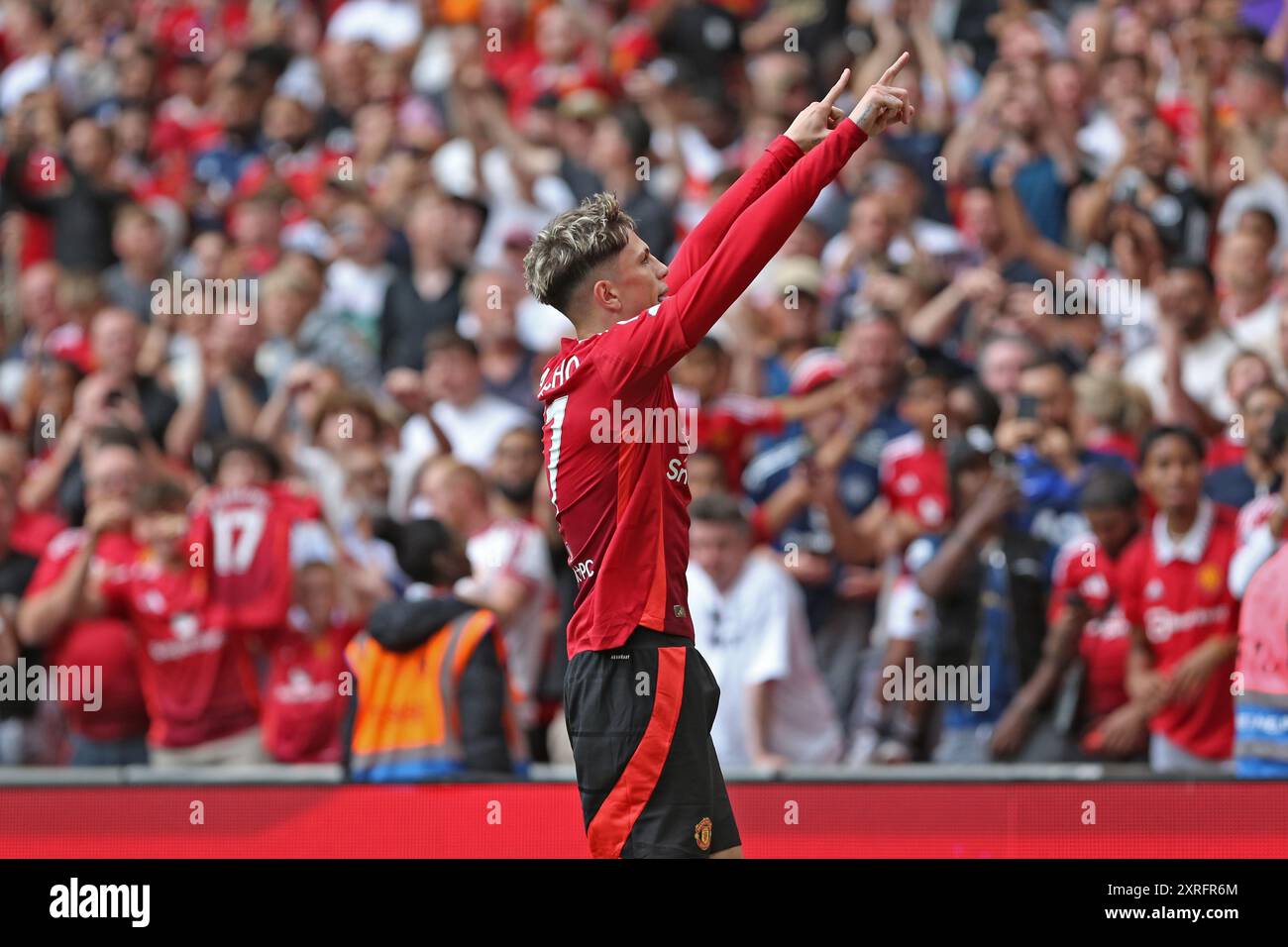 Alejandro garnacho celebration hi-res stock photography and images - Alamy