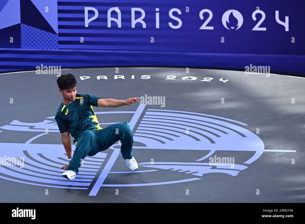 Paris, France. 10th Aug, 2024. Australian breaker Jeff Dunne, also ...