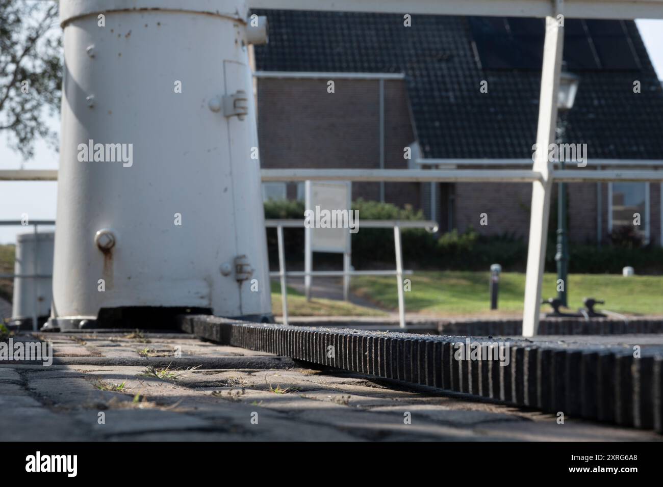 Drive mechanism of lock gates with a rack rod in the 'Lemstersluis ...