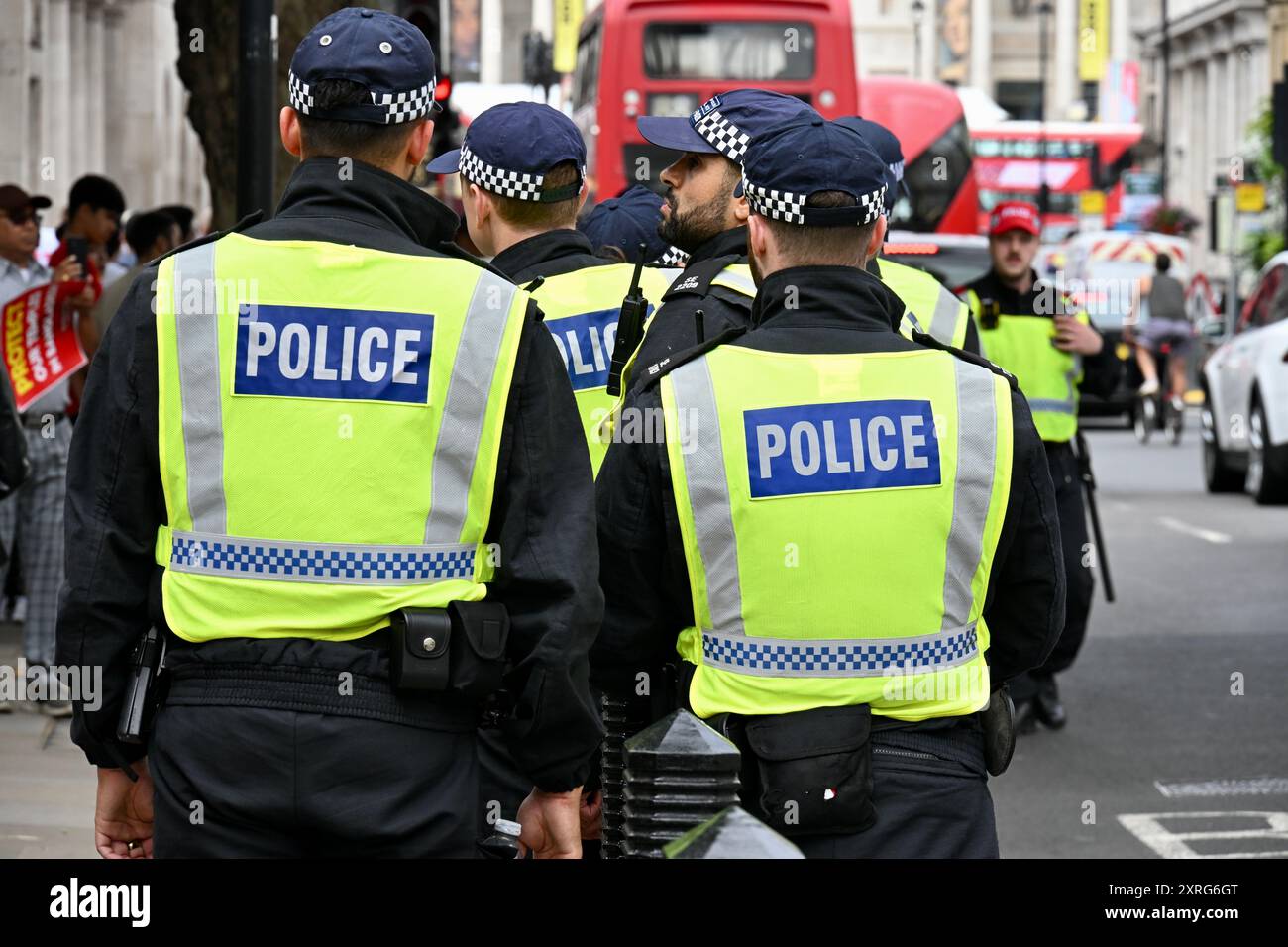 Police officers marching hi-res stock photography and images - Alamy