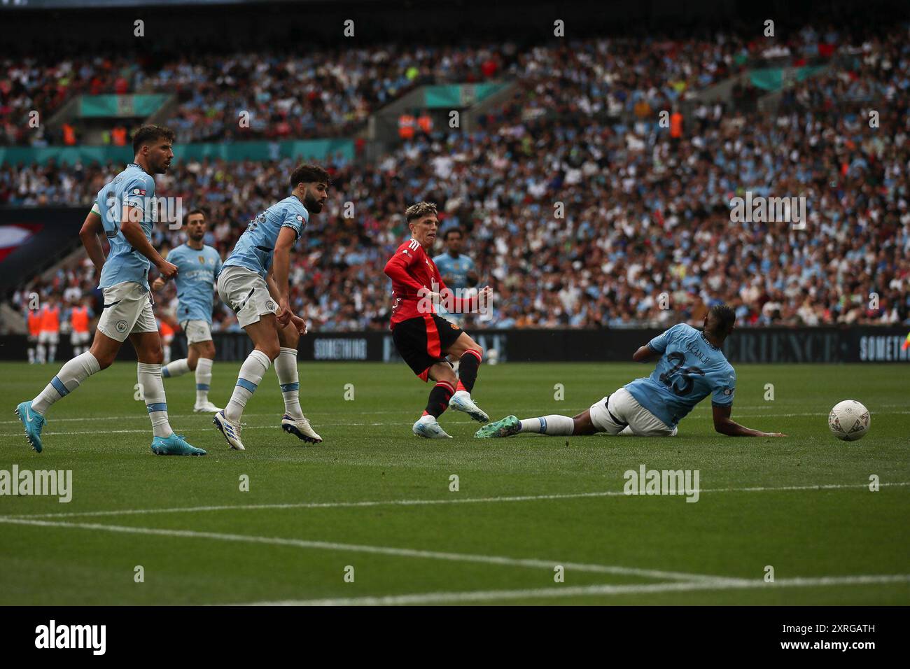 Garnacho august 2024 wembley hi-res stock photography and images - Alamy