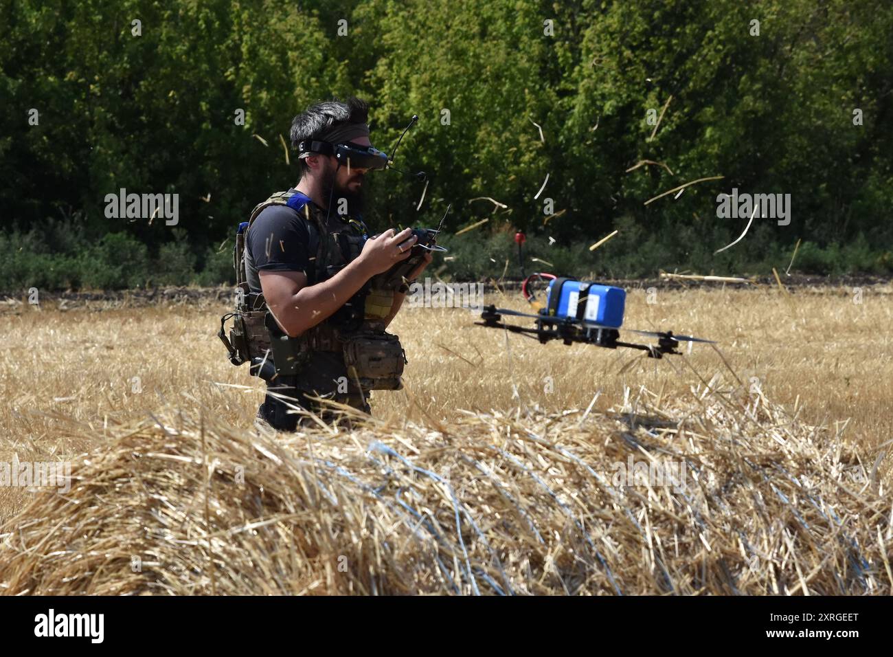 A drone operator of the 15th Brigade (Kara-Dag) of the National Guard ...