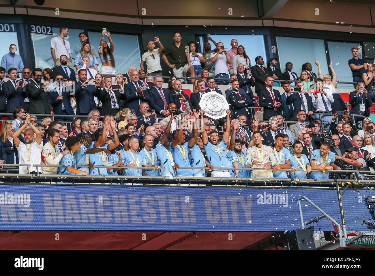Community shield trophy 2024 hi-res stock photography and images - Alamy