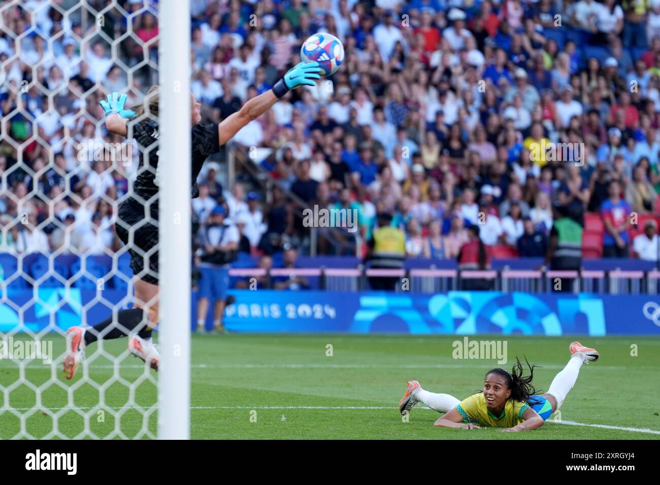Alyssa naeher usa 2024 olympics hi-res stock photography and images - Alamy