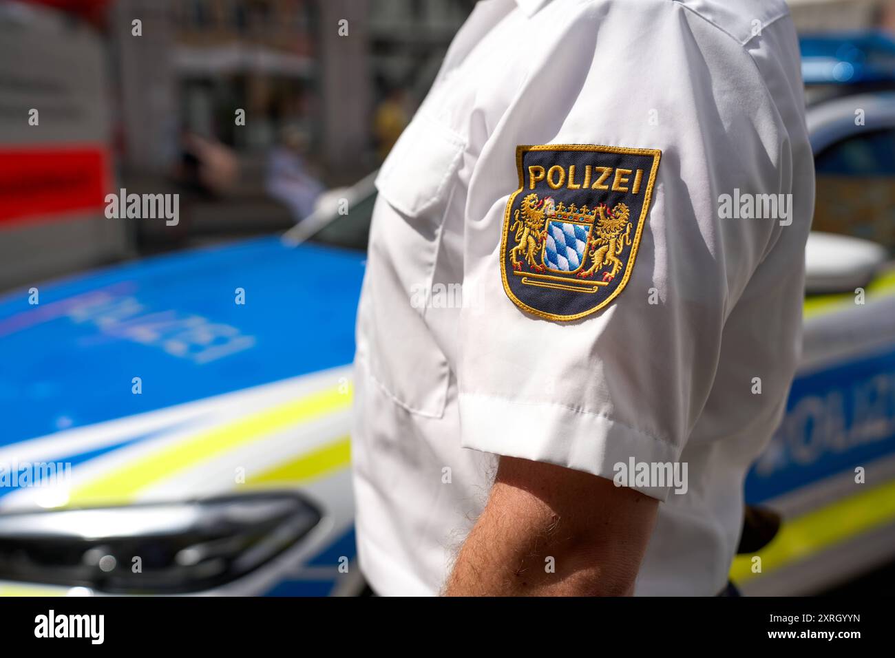 Polizeiauto und strafverfolgung hi-res stock photography and images - Alamy
