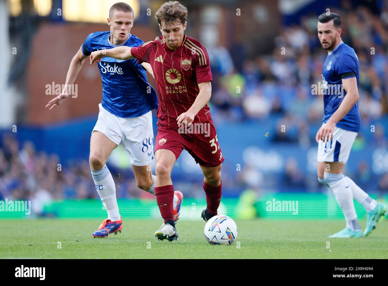 Harrison armstrong everton hi-res stock photography and images - Alamy