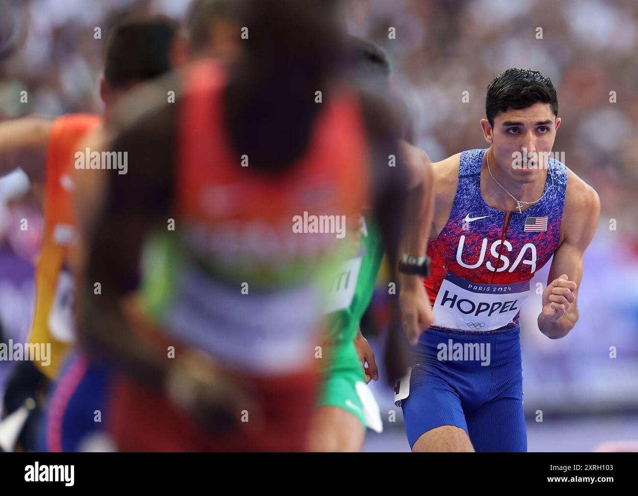 Paris, France. 10th Aug, 2024. Bryce Hoppel (R) of the United States ...