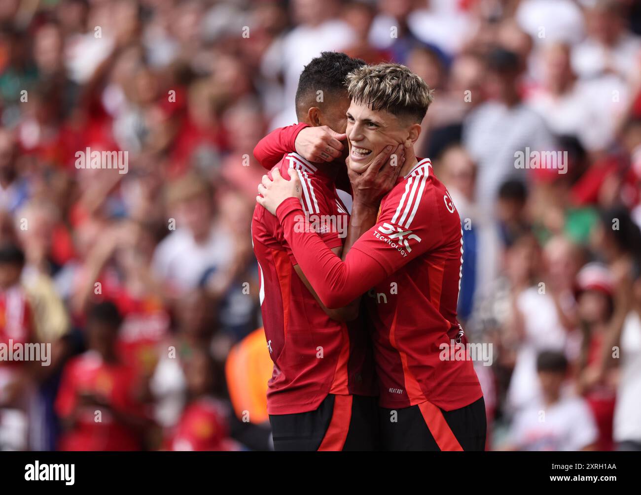London, UK. 10th Aug, 2024. Casemiro (MU) and Alejandro Garnacho (MU ...