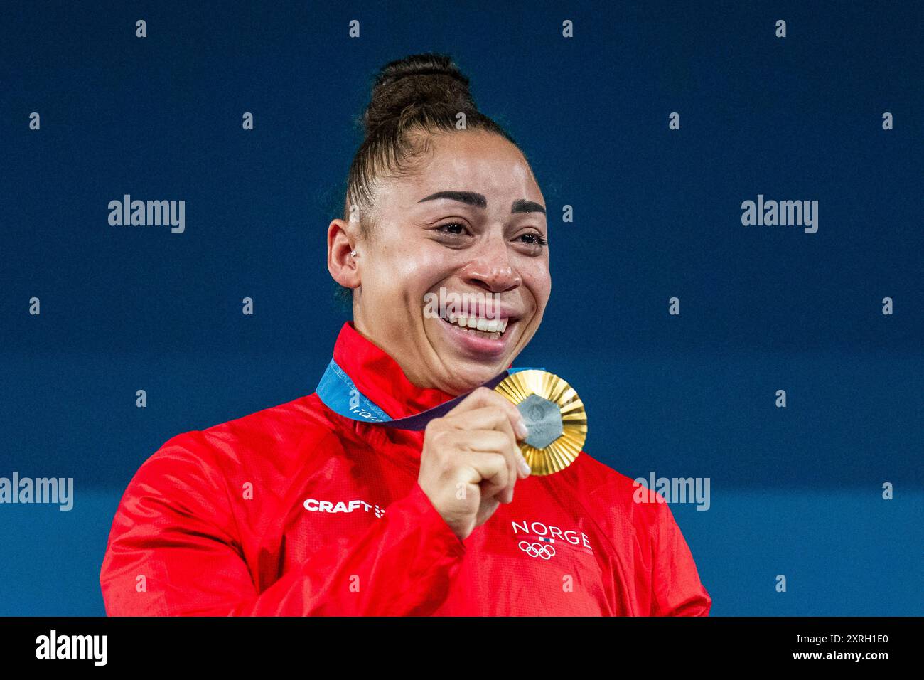 Paris, France 20240810. Solfrid Koanda with the gold medal after ...