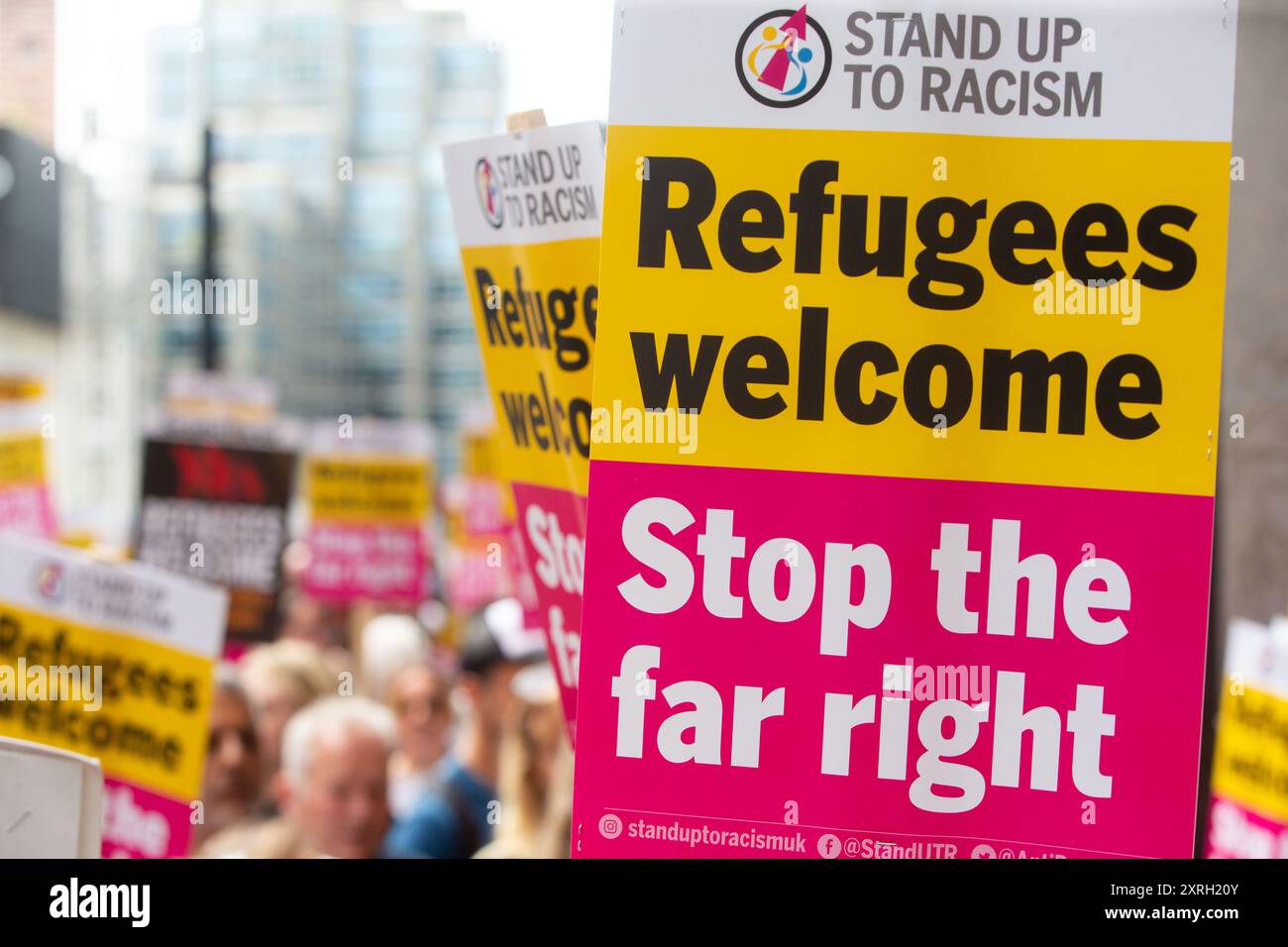 London, England, UK. 10th Aug, 2024. Anti-racism activists protest ...